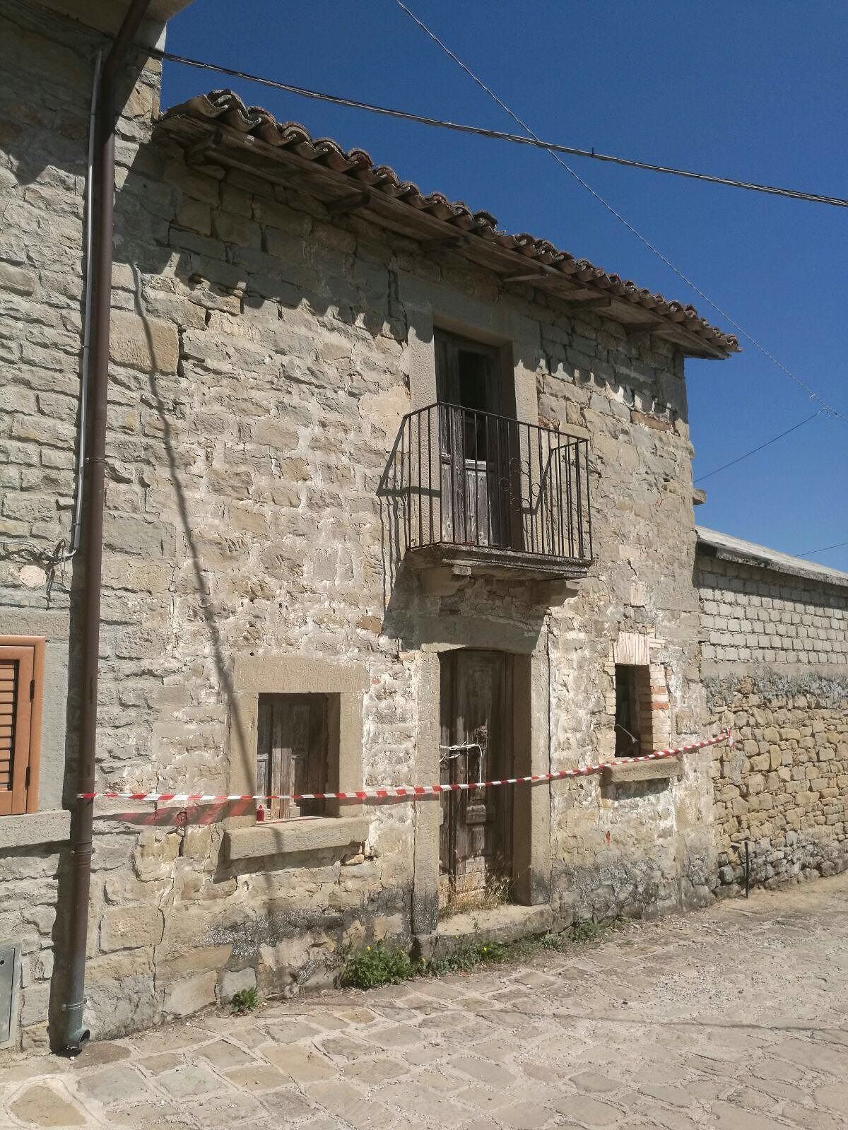 Crognaleto, prime ordinanze di inagibilità. Gli abitanti chiedono le ...