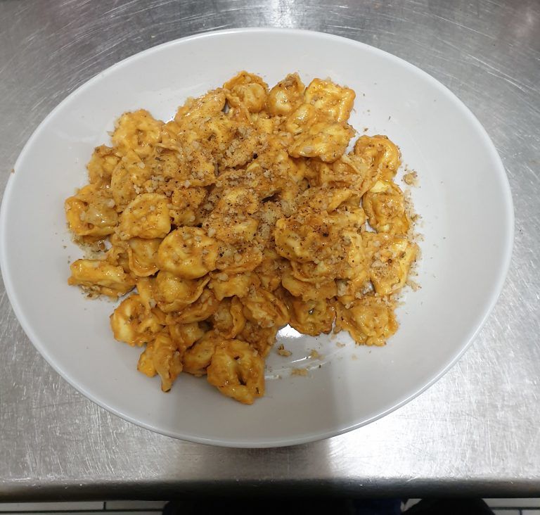 PAPRIKA CAFÈ BAR – PIZZERIA – GASTRONOMIA - Ricevitoria a Tortoreto (TE ...