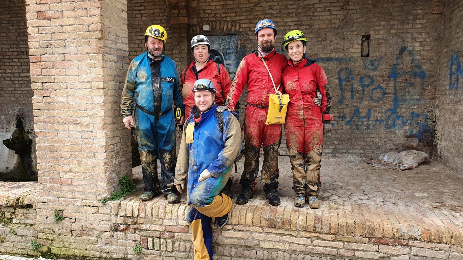 Giulianova, esplorato un cunicolo sotterraneo nel centro storico FOTO ...