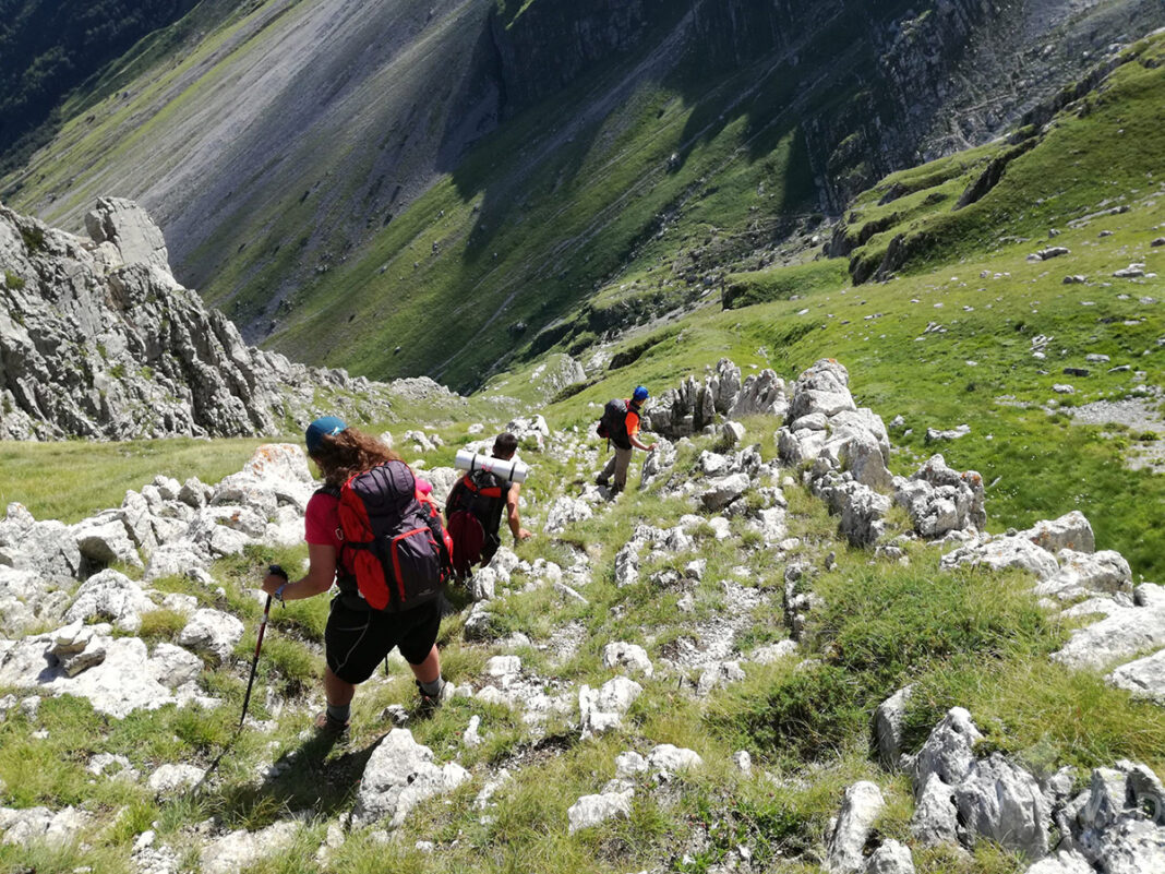 Trekking Abruzzo: 5 Cime che devi assolutamente raggiungere! - Abruzzo ...