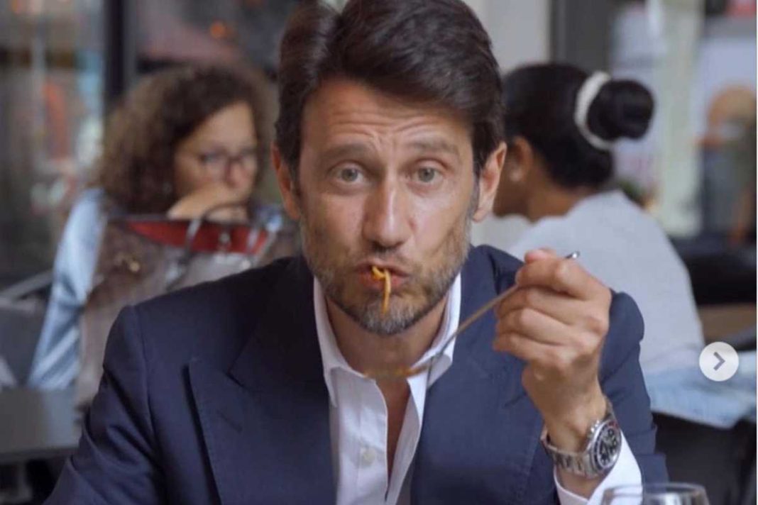 Lo vediamo su NOVE alla conduzione di Little Big Italy: chi è Francesco ...