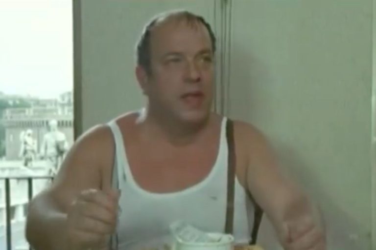 Chi era Bombolo, uno degli attori comici che ha rivoluzionato il cinema ...