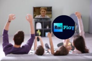 Sapevi che su RaiPlay è disponibile la serie italiana più iconica di sempre? Un tuffo nel ...